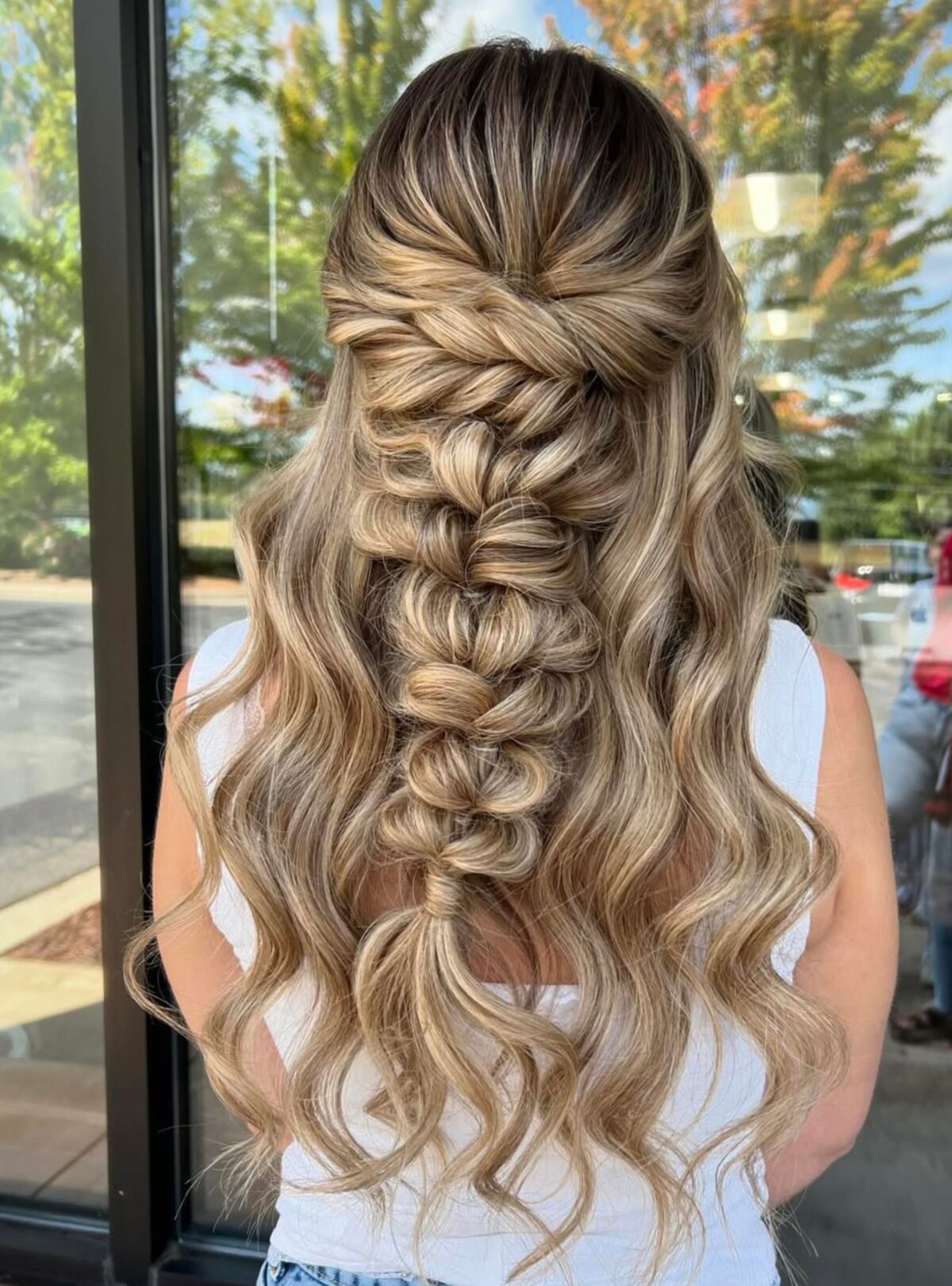 13 Best Prom Hairstyles For Teen Girls – ParentingBest.com
