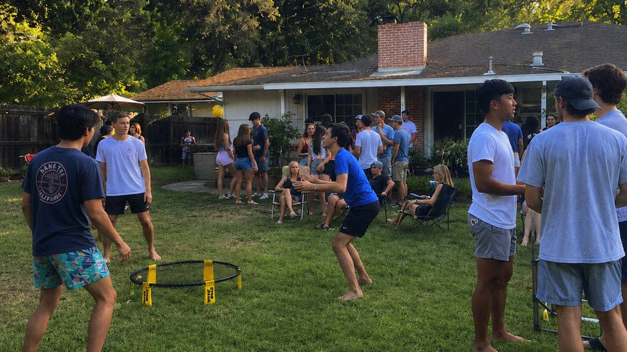 Fun and Creative End-of-School-Year Party Ideas for Teens - Your Teen ...
